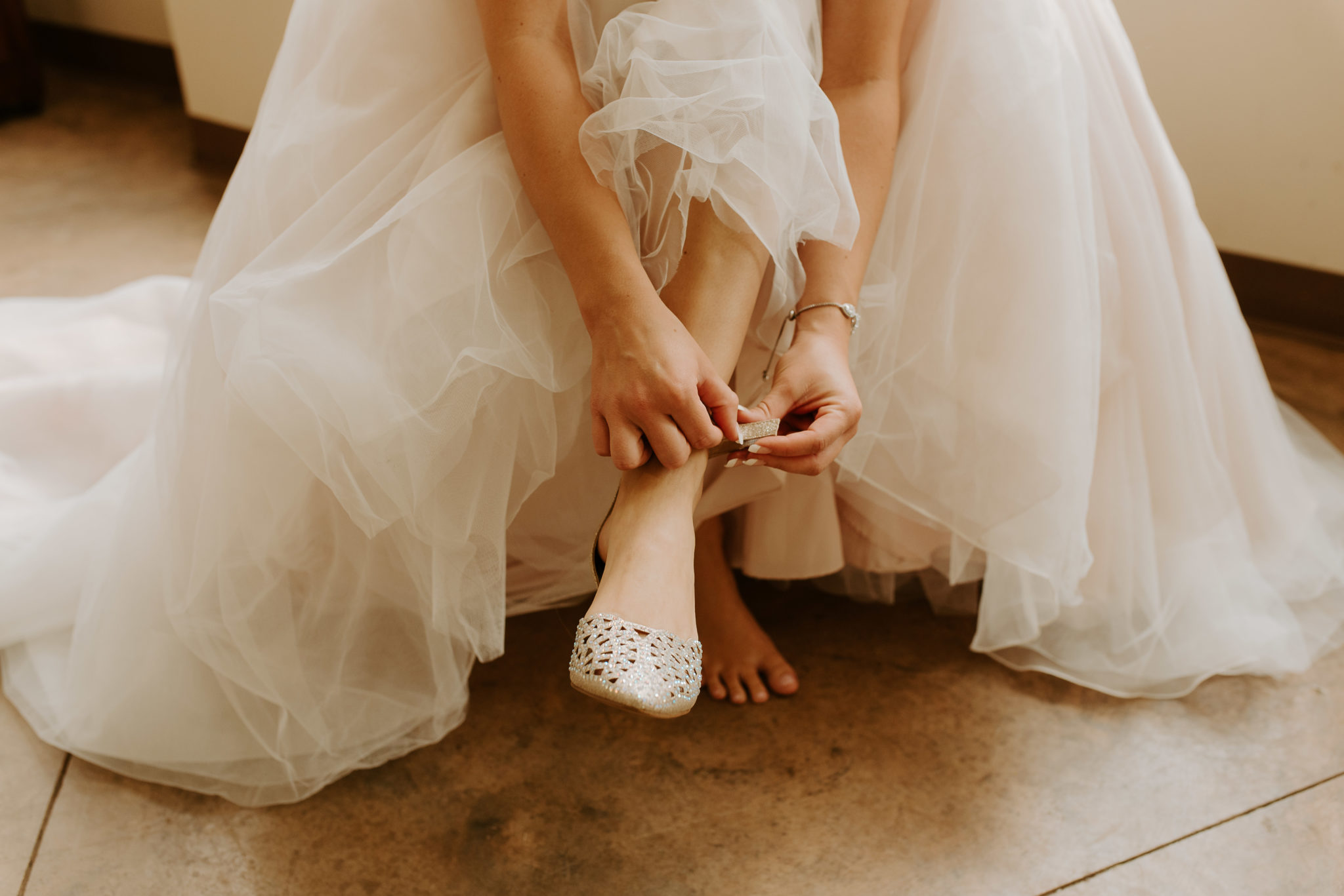 Getting Ready on your Wedding Day: Advice for the Bride-to-Be