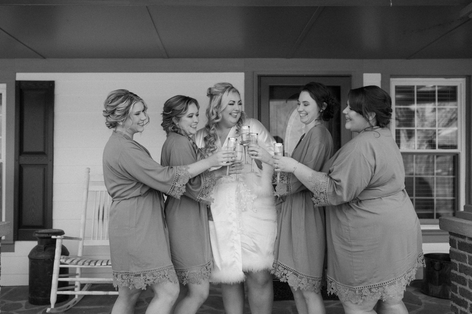 Getting Ready on your Wedding Day: Advice for the Bride-to-Be