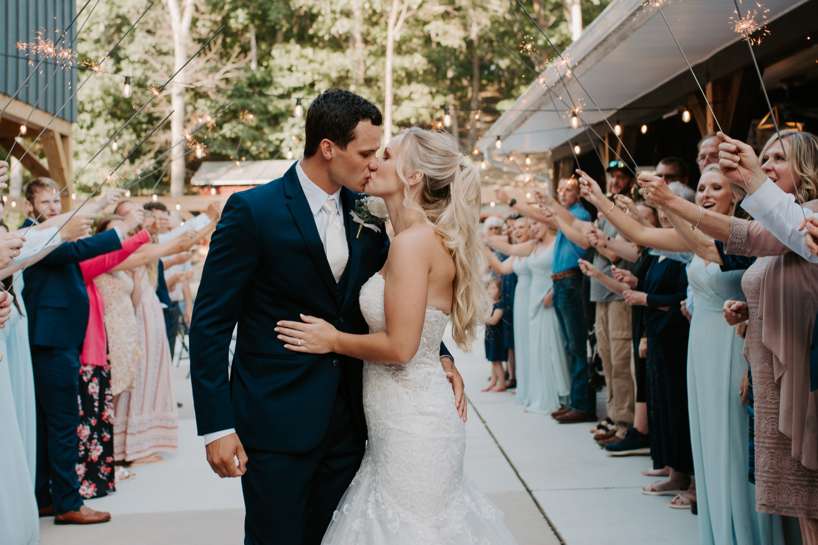 Top 5 Wedding Planning Tips - Virginia Wedding Photographer