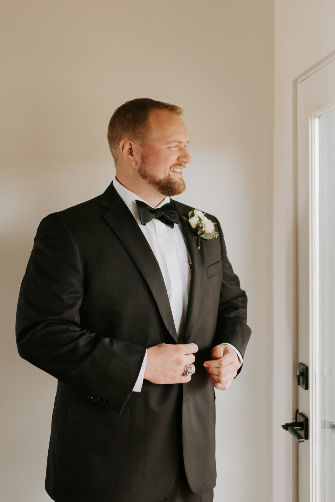 Getting Ready on your Wedding Day: Advice for the Bride-to-Be